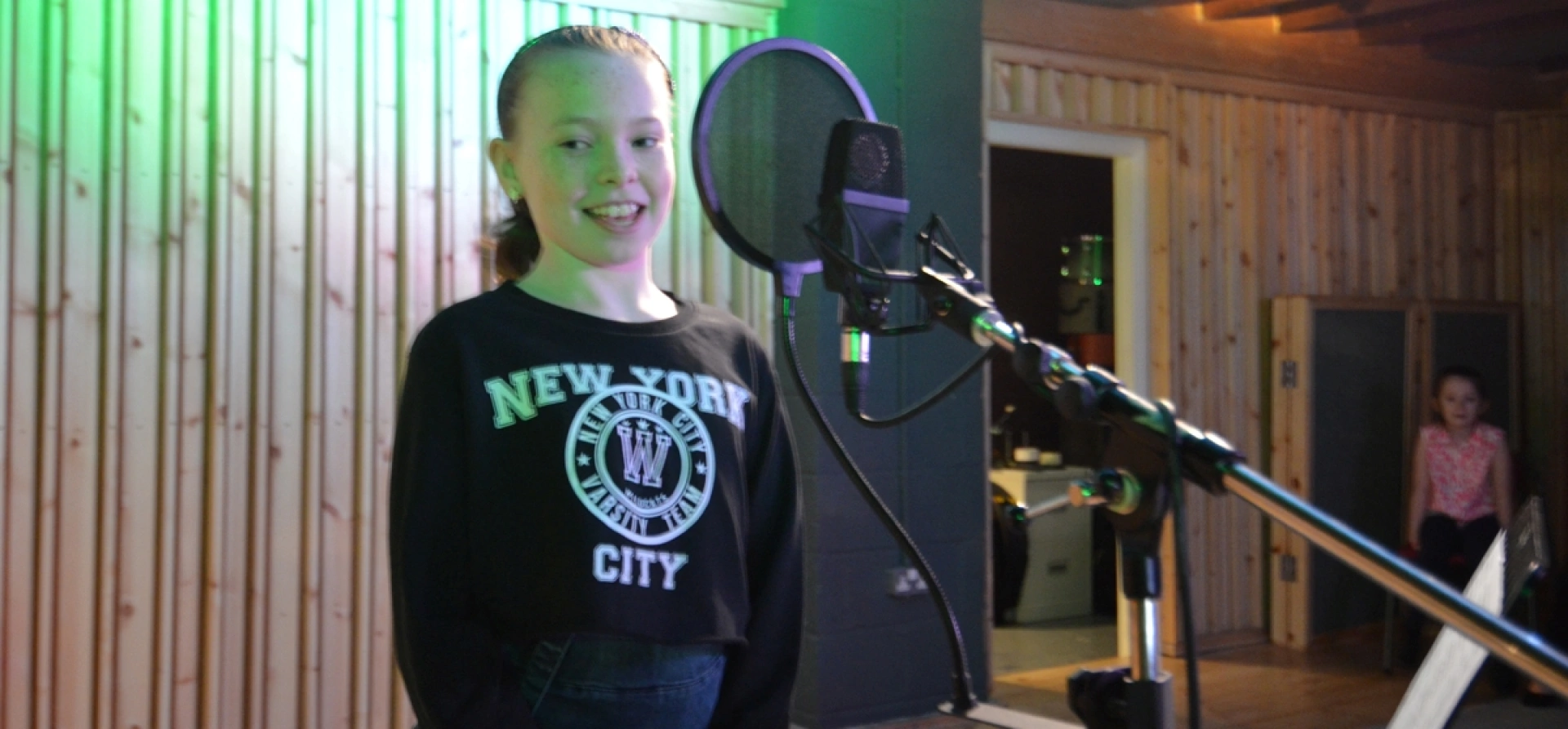 1 Hour Recording Studio Experience in Newcastle Experience Days ...