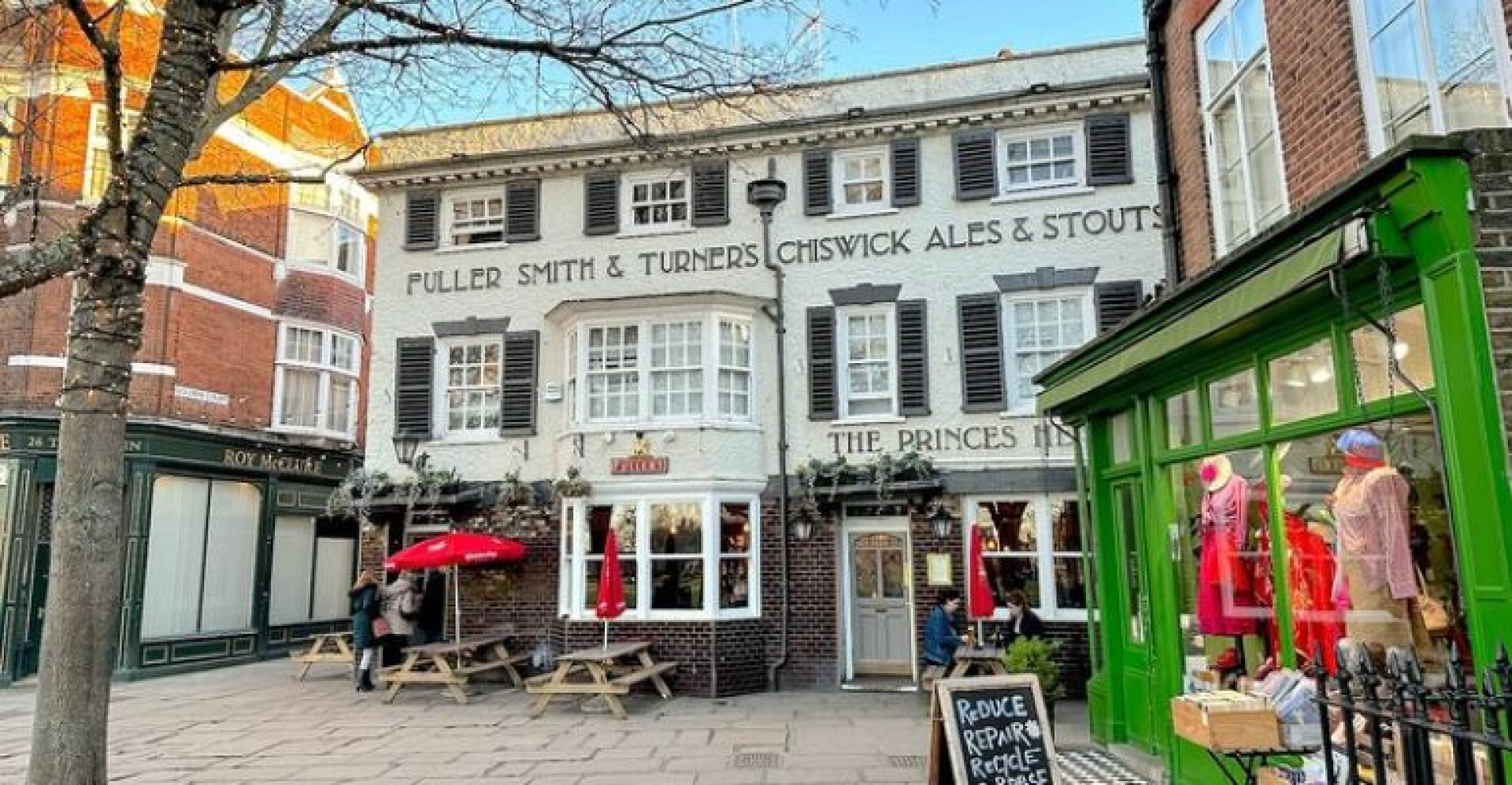 London Ted Lasso Filming Locations Driving Tour Gift Vouchers £359 for 1