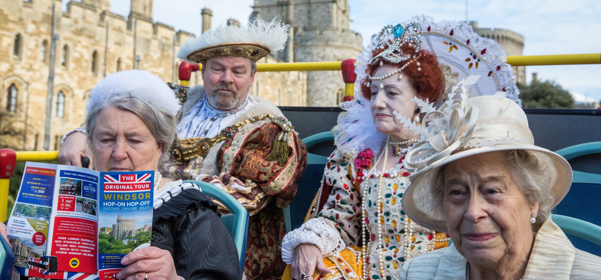 Windsor Sightseeing Bus Tour Family Ticket Gift Vouchers £40 for 4