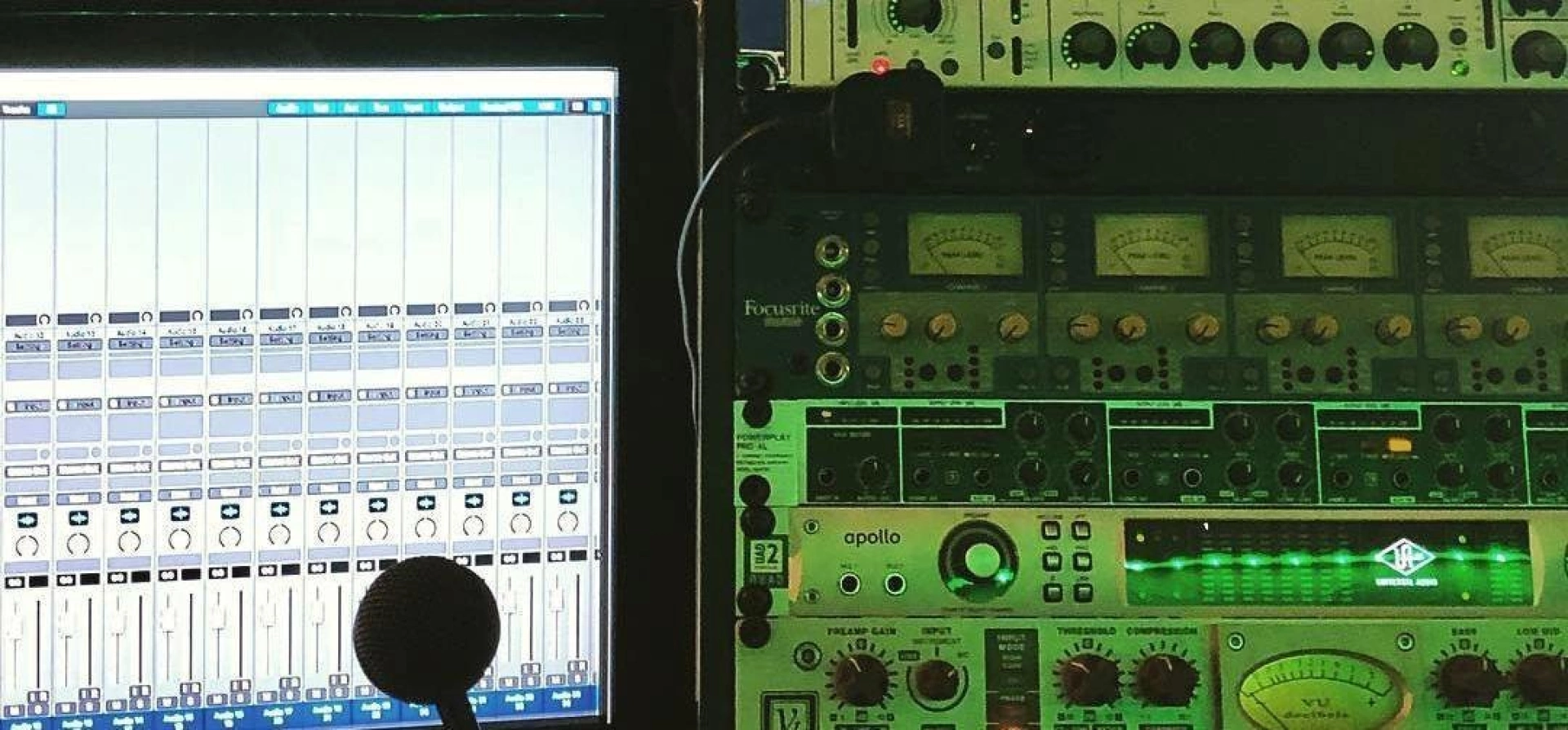 1.5 Hour Recording Studio Experience in Southampton Experience Days ...