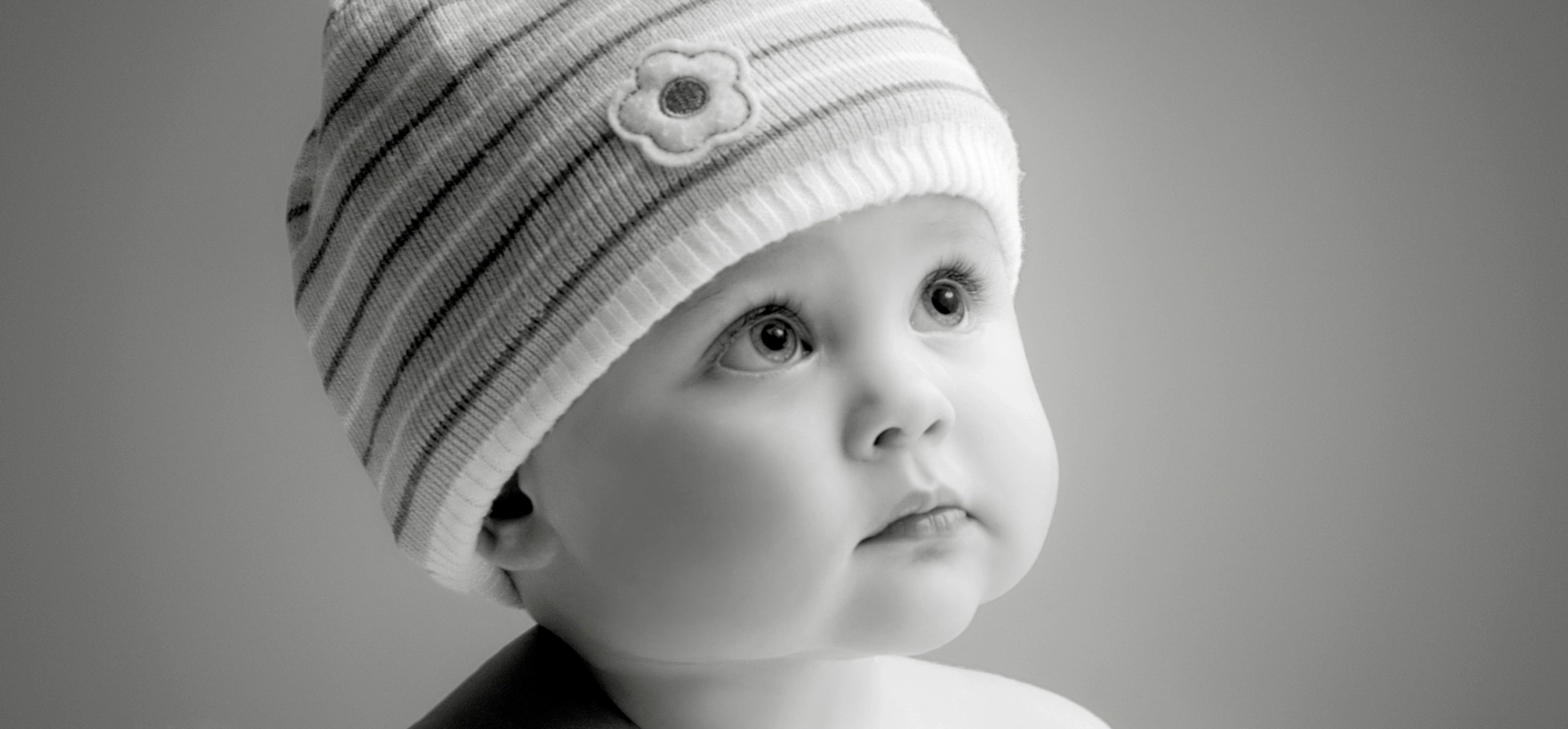 Baby Photoshoot in the Midlands Experience Days Vouchers - Experience Days