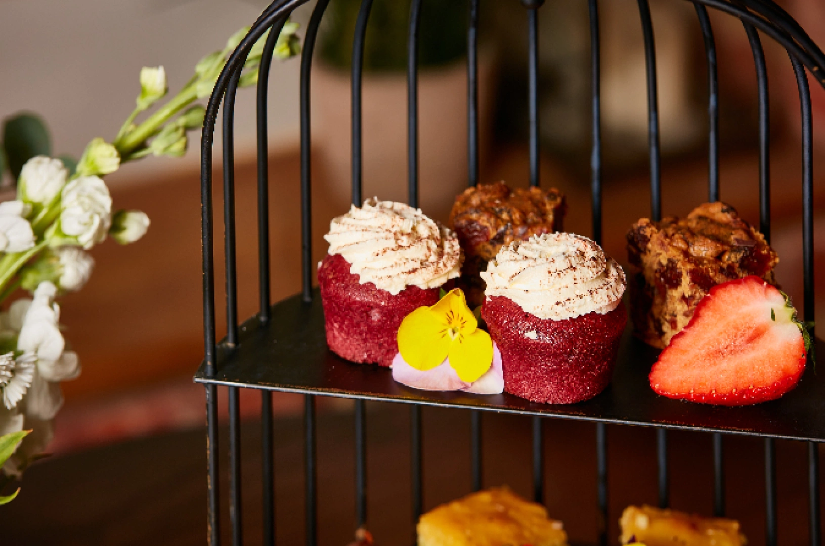 Woking Country Pub Champagne Afternoon Tea Experience Days Vouchers ...