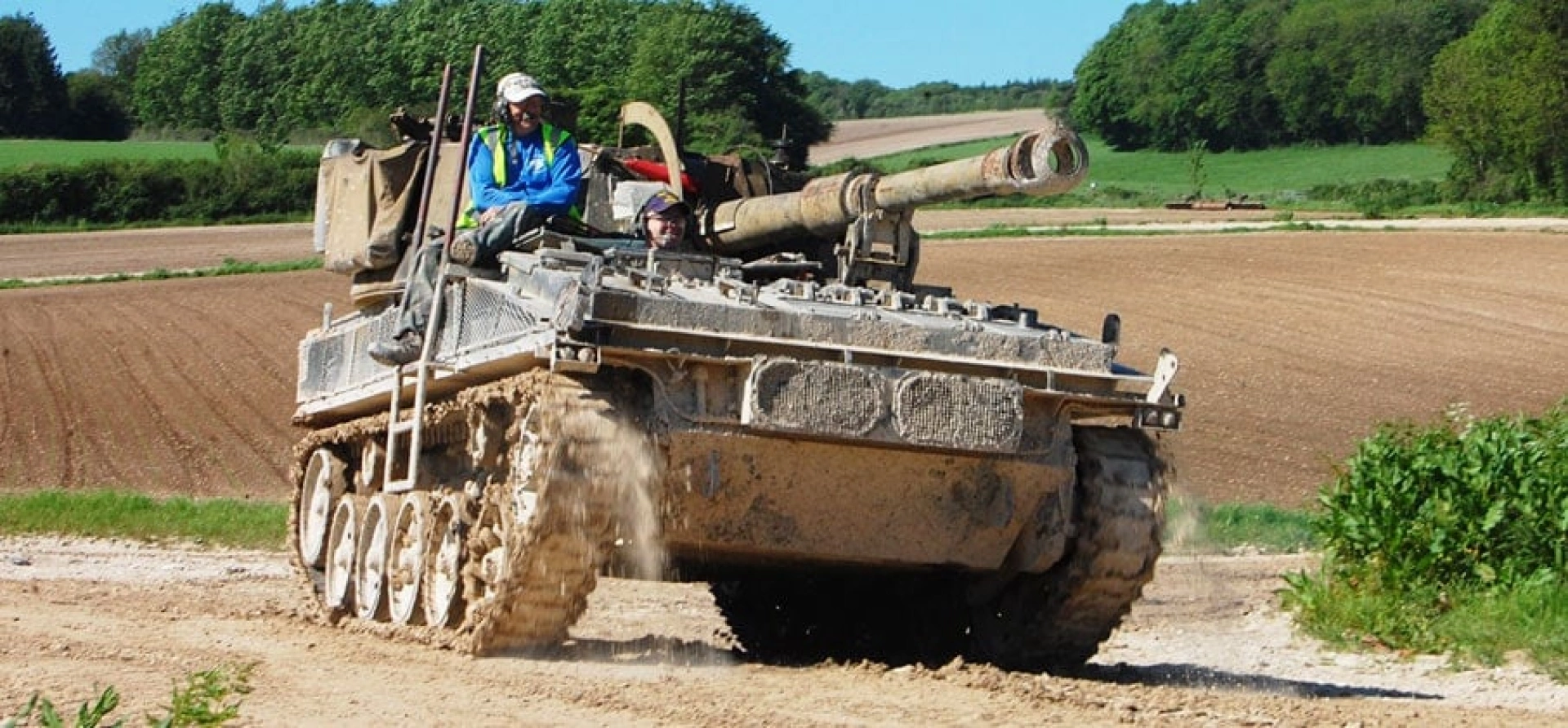 Hampshire Tank Driving Experience Day Gift Vouchers £250 for 1