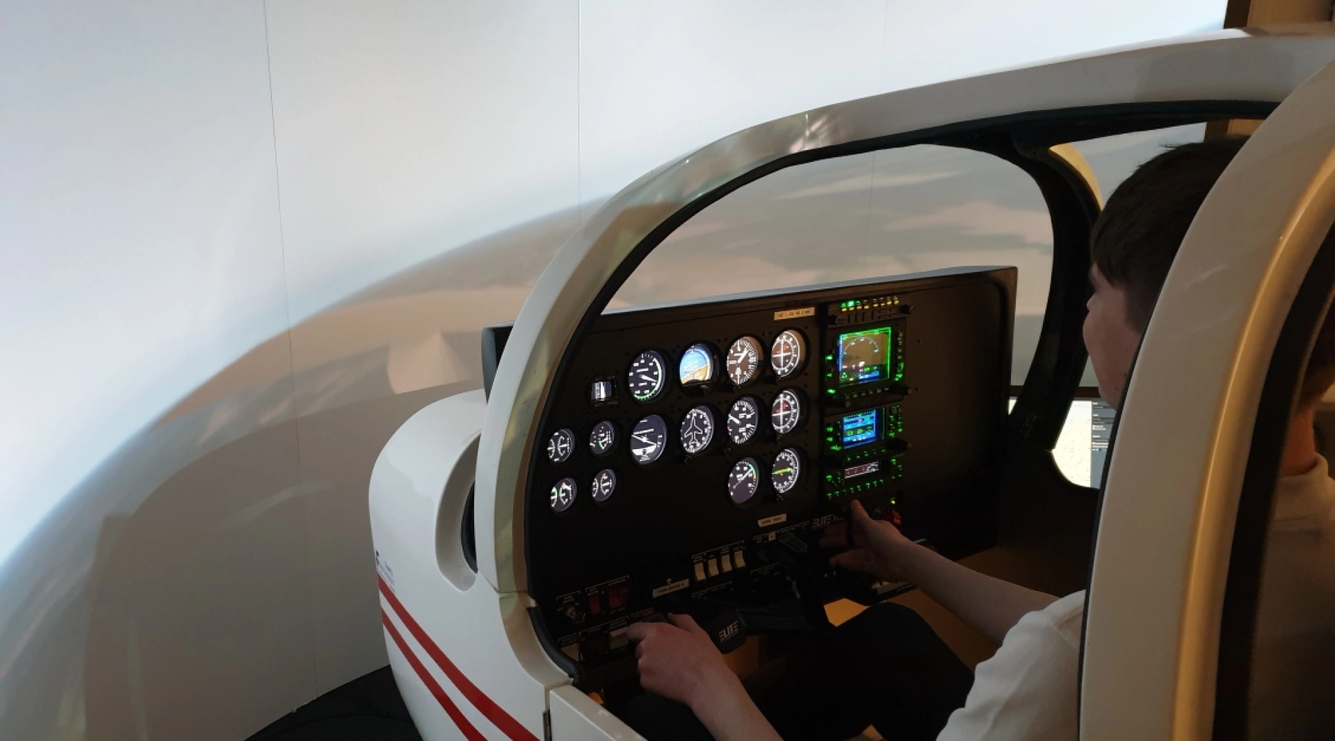 Pilot Experience Day in Coventry Experience Days Vouchers - Experience Days