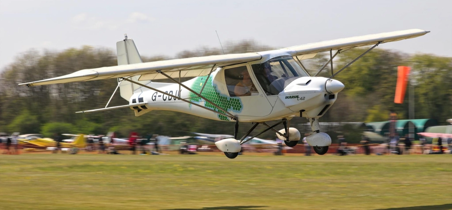 30 Minute Microlight Flight in South Yorkshire Gift Vouchers £65 for 1
