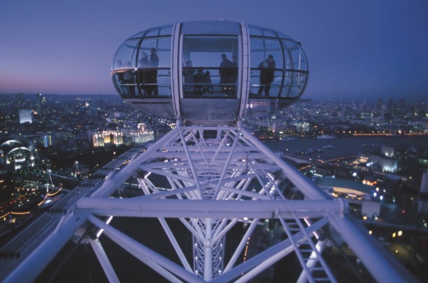 London Eye And Hotel Stay For Two Experience Days Vouchers - Experience ...