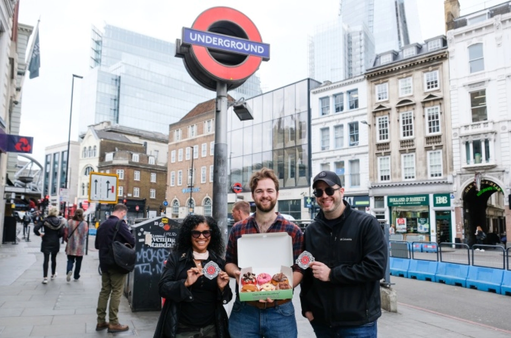London Tower Bridge Doughnut Tasting Tour Experience Days Vouchers ...