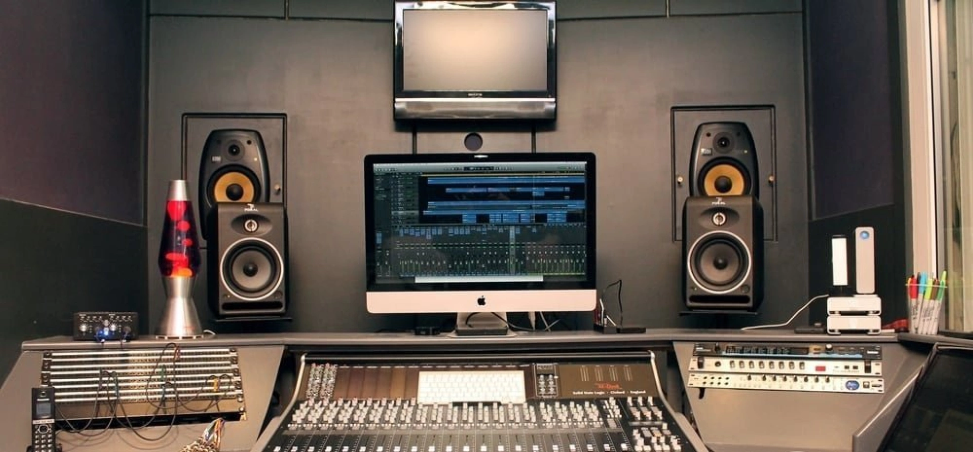 Essex Recording Studio and Music Video Experience Gift Vouchers £400 for 1